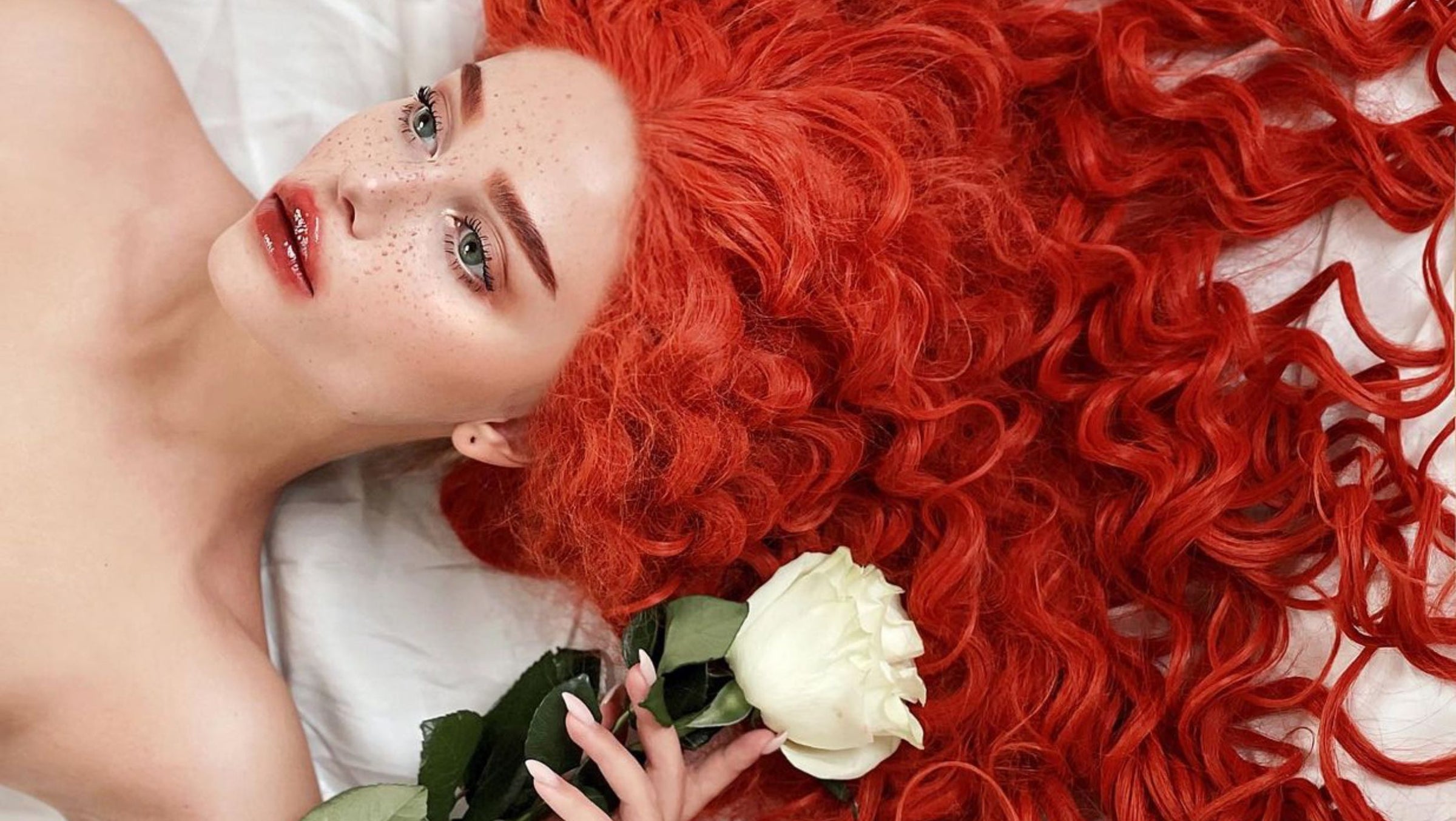 Star Style Wigs - UK Wig Store, Lace Fronts and Cosplay Wigs